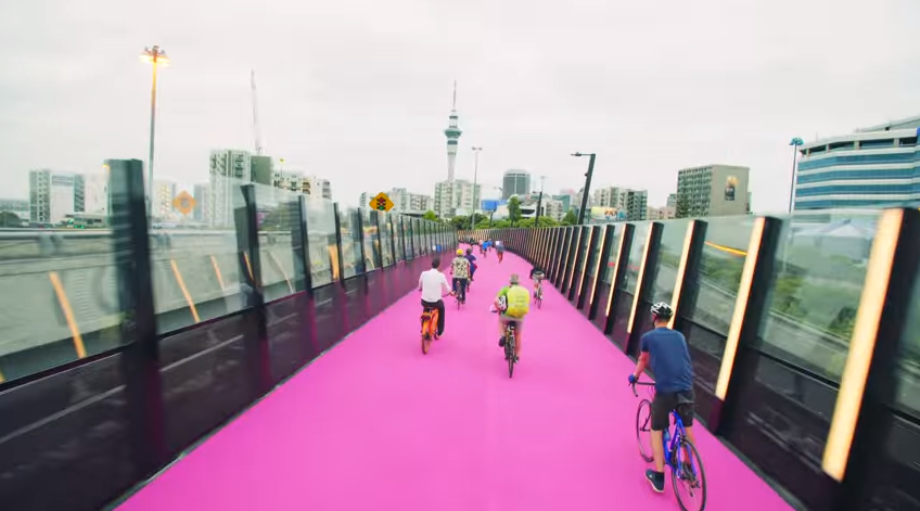 Worlds first curved triangular orthotropic bridge wows industry | Easysteel